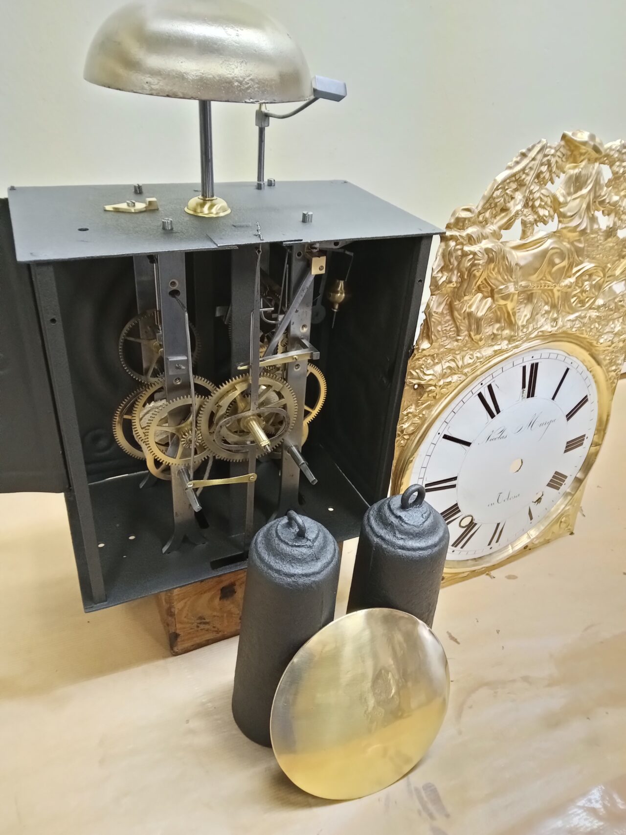 Reparación y restauración de relojes antiguos en Bilbao - Aparicio ...